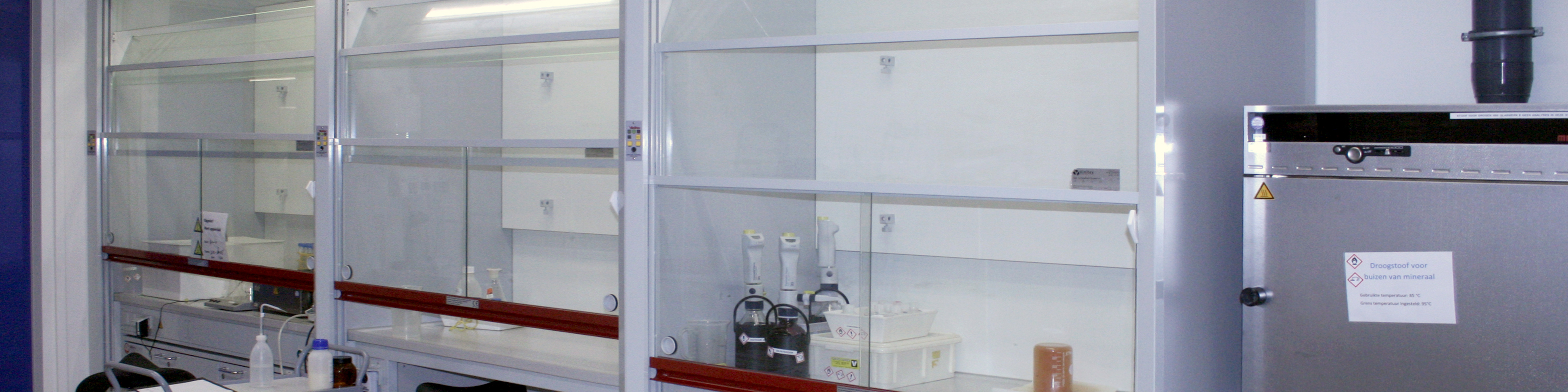 Standaard zuurkast - VOS meubilair