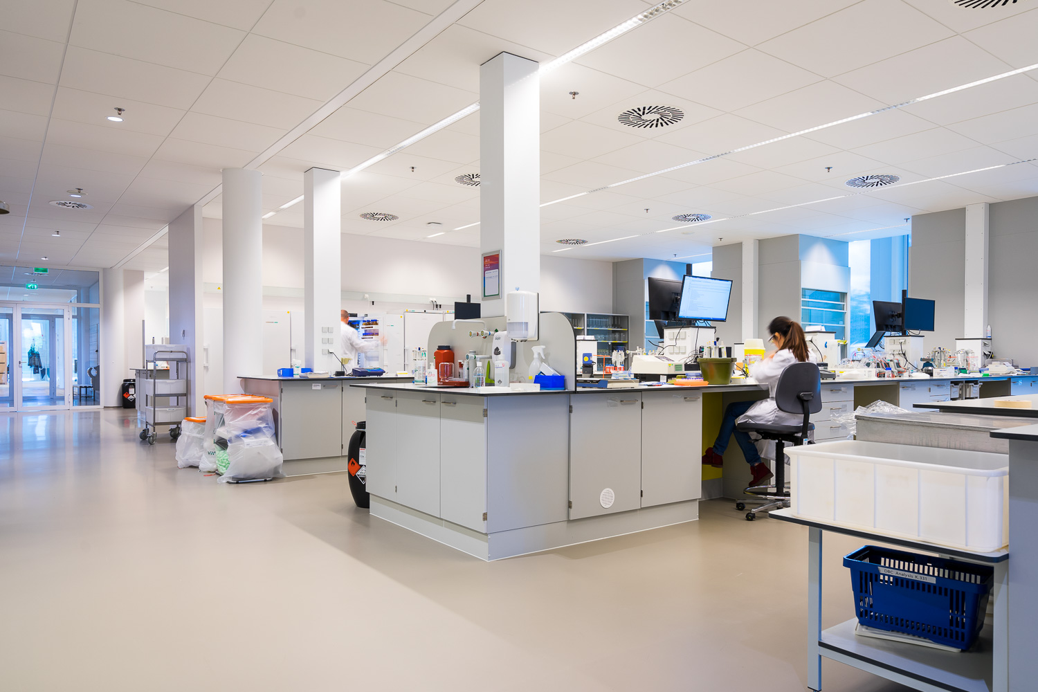 Laboratoriummeubilair - VOS meubilair